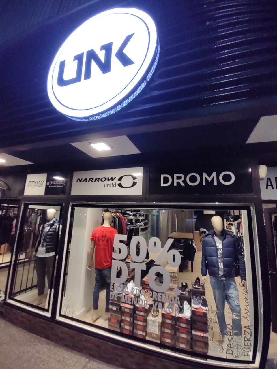 Una promoción increíble en Uniko: llévate prendas al 50% de descuento ...